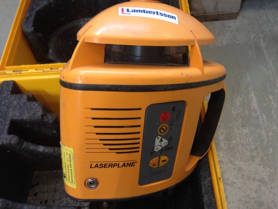 Klaravik Auktioner | Laserplane Planlaser Laser Reparationsobjekt