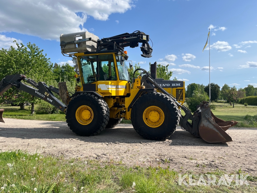 Traktorgrävare Volvo BM El70C, Kumla, Klaravik auktioner
