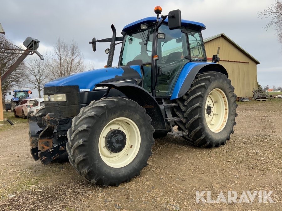 Traktor New Holland TM155, Trelleborg, Klaravik auktioner