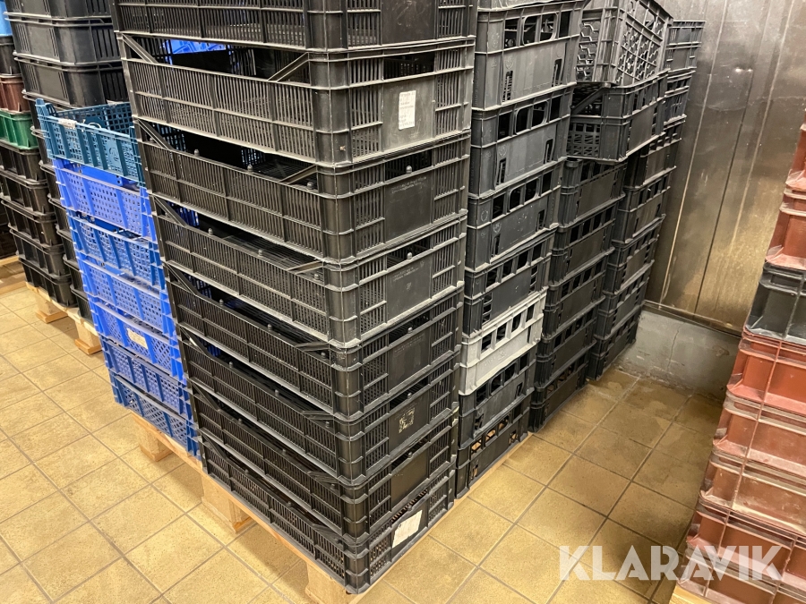 Plastbackar, Kil, Klaravik auktioner