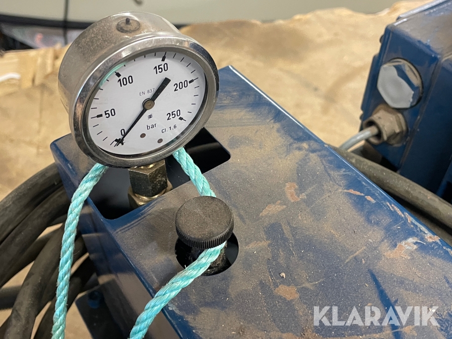 Hydraulpress Talurit PL 1957, Öckerö, Klaravik auktioner