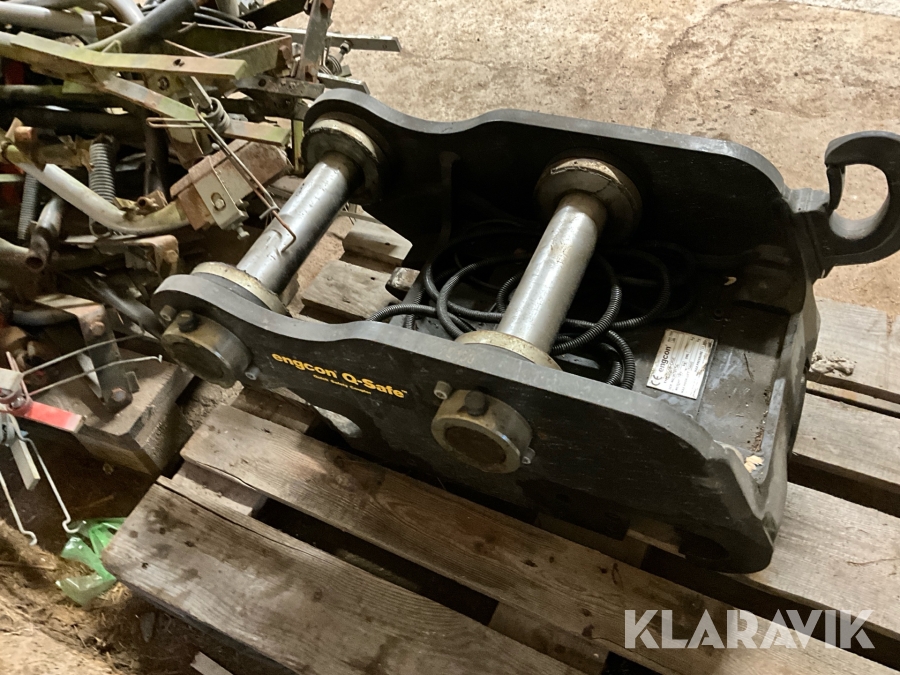 Redskapsfäste Engcon Q-safe S60, Nyköping, Klaravik auktione