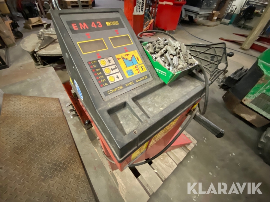 Däckmontering & balanserings maskiner Corghi EM43, Stockholm