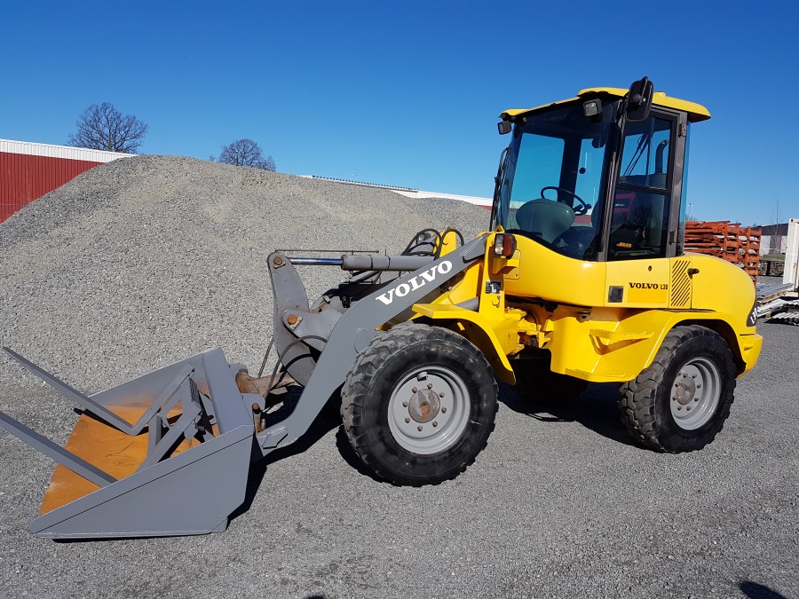 Lastmaskin med Skopa + Gafflar