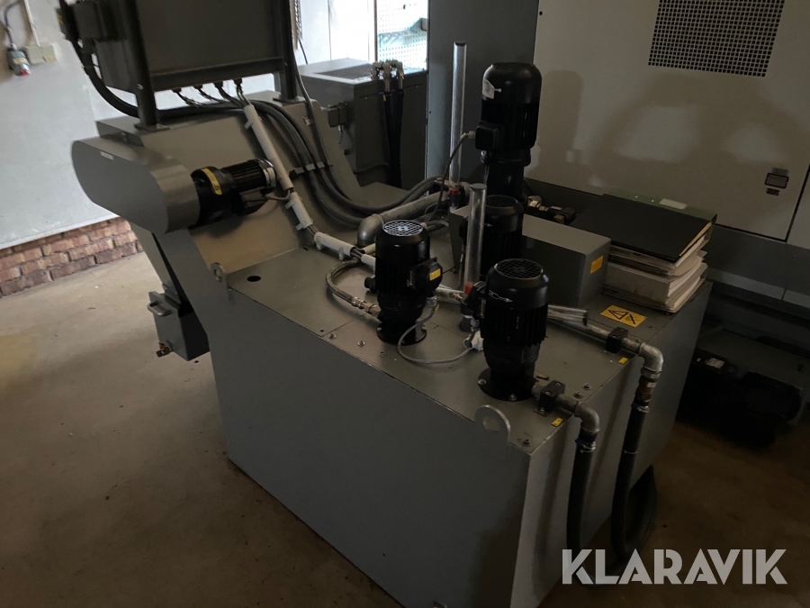 CNC Fräs Deckel Maho DMU 80T