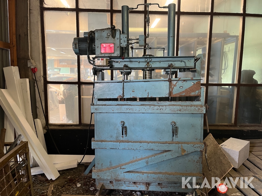 Balpress, Vara, Klaravik auktioner