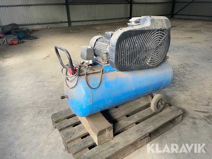 Kompressor ABAC LT 150, Trollhättan, Klaravik auktioner