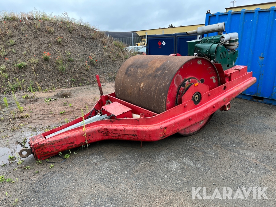 Bogserad vält Rauma Repola AT-38, Kristianstad, Klaravik auk