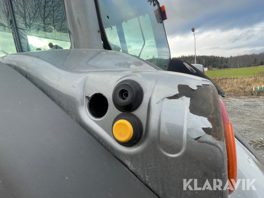 Traktor Valtra T140-4, Falun, Klaravik auktioner