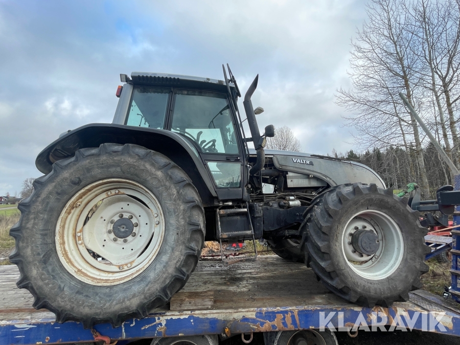 Traktor Valtra T140-4, Falun, Klaravik auktioner