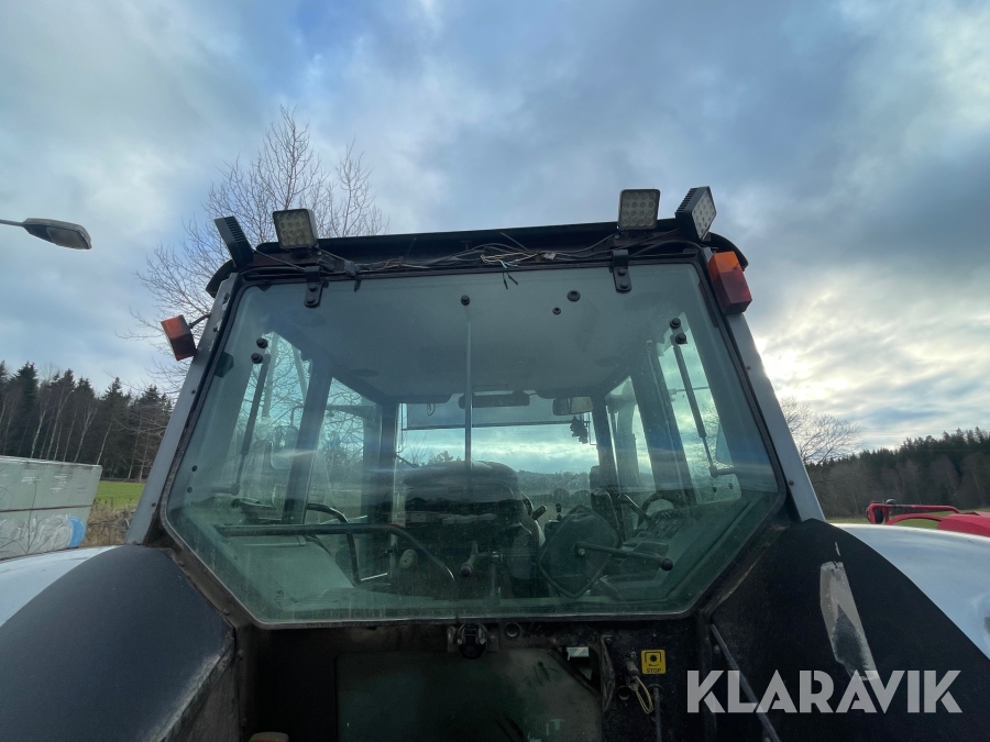 Traktor Valtra T140-4, Falun, Klaravik auktioner