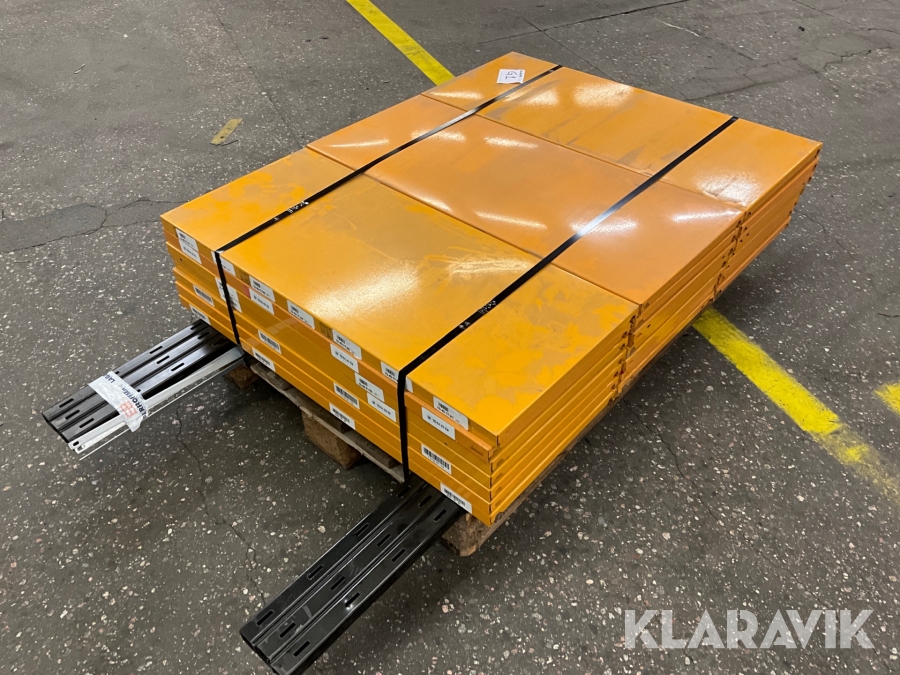 Hyllställ Gerdmans, Eskilstuna, Klaravik auktioner