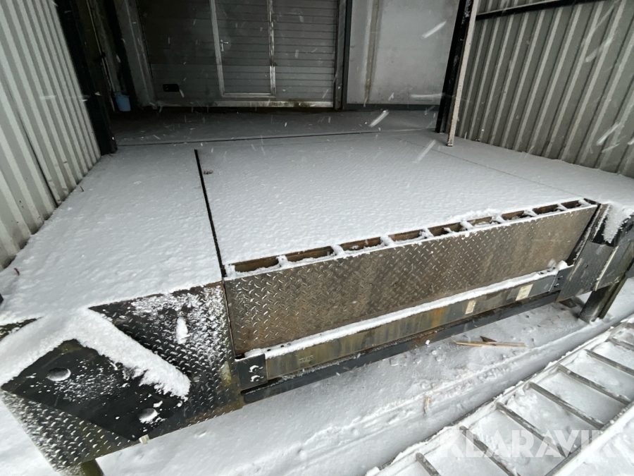 Lastkaj hydraulisk, Stockholm, Klaravik auktioner