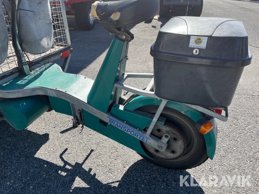 Packmoped flakmoped, Täby, Klaravik auktioner