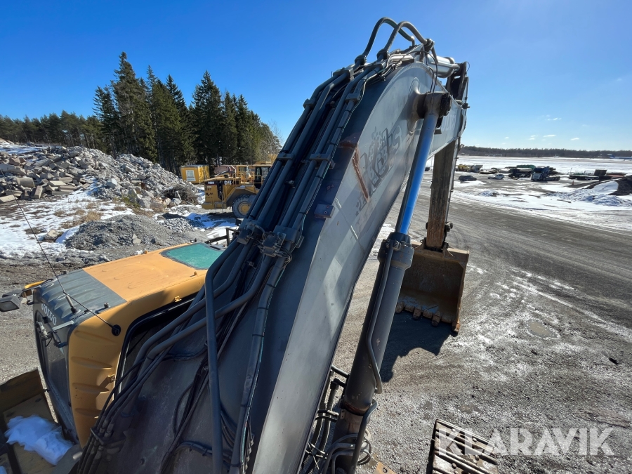 Grävmaskin Volvo EC700B, Järfälla, Klaravik auktioner