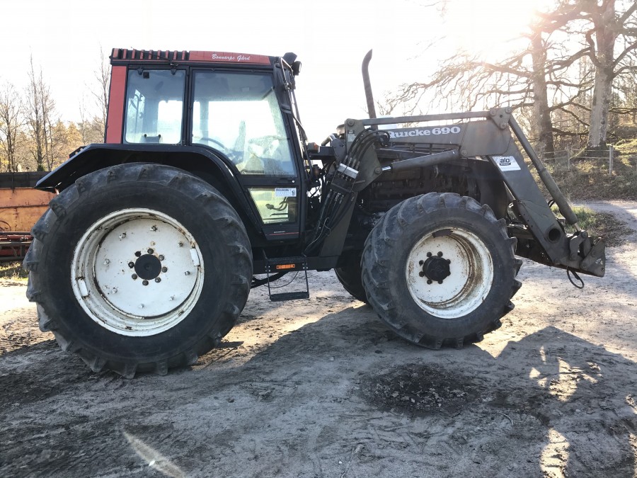 Valmet 8400 Twintrac / Frontlastare