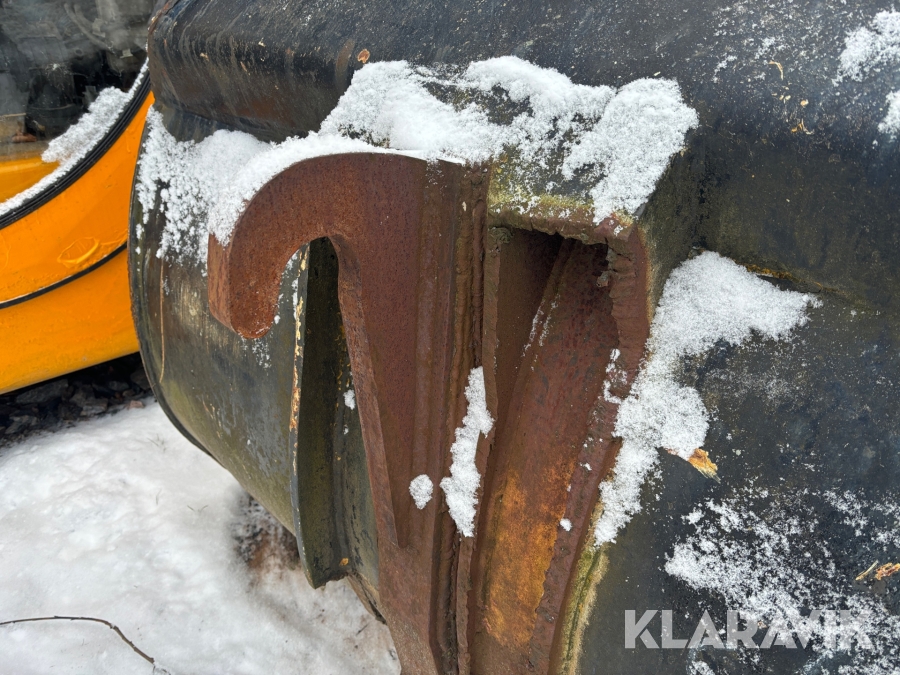 Skopa Volvo BM, Falkenberg, Klaravik auktioner