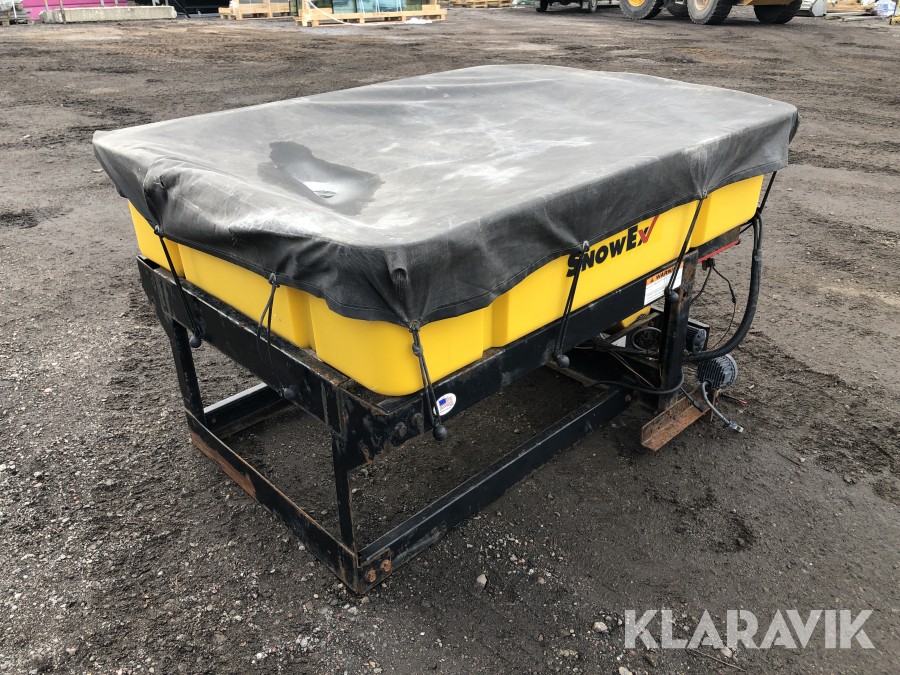 Klaravik Auktioner | Sandspridare SnowEx SP-6000