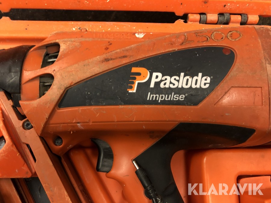 Klaravik Auktioner | Spikpistol Paslode IM90