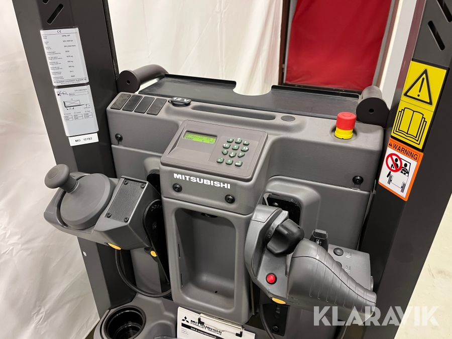 Truck Mitsubishi OPBL10P, Järfälla, Klaravik auktioner