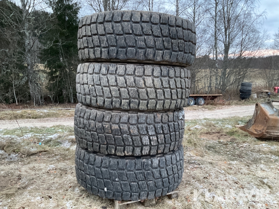 Entreprenaddäck Tecking 20.5R25, Hagfors, Klaravik auktione