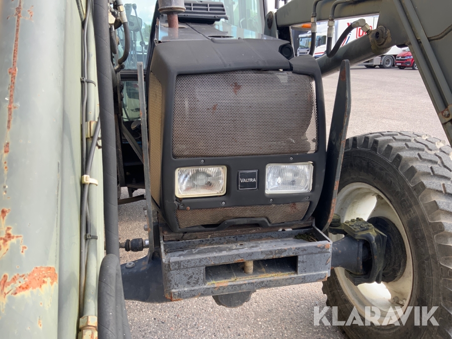 Traktor Valmet 600, Lekeberg, Klaravik auktioner