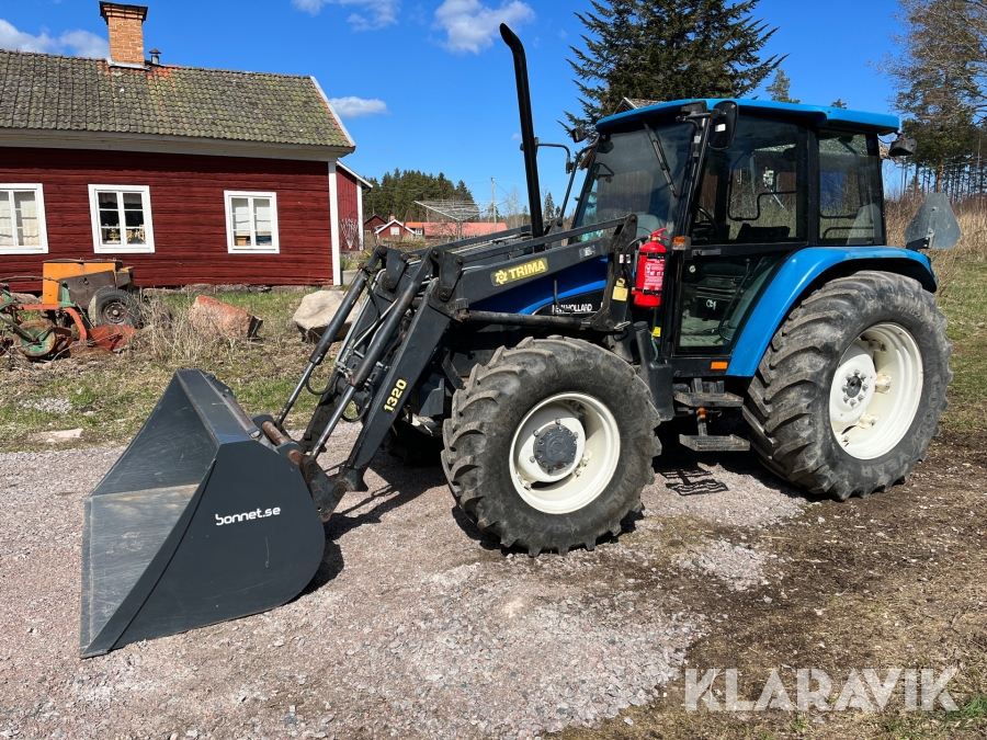 Traktor New Holland 5635 4WD, Gävle, Klaravik auktioner