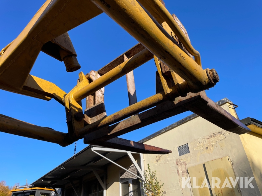 Traktor John Deere 3130, Eda, Klaravik auktioner