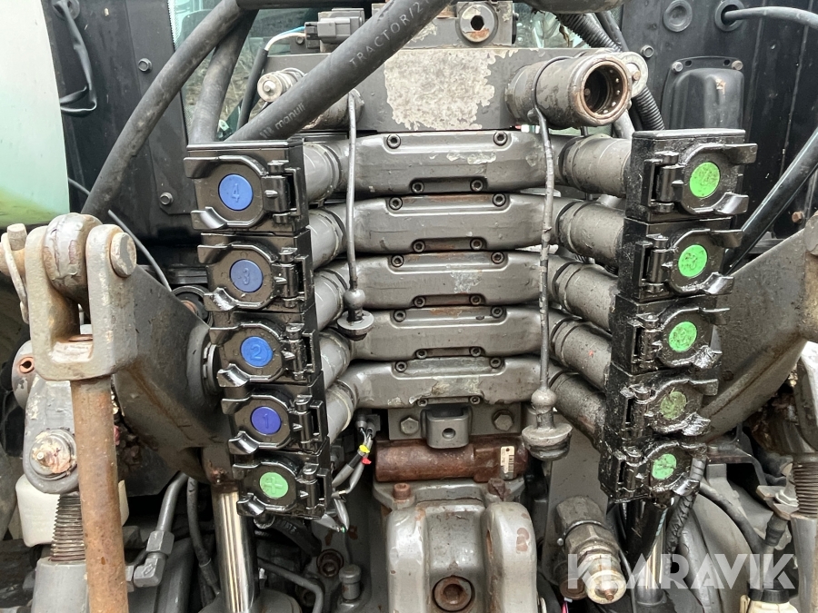 Traktor Valtra T203, Norrtälje, Klaravik auktioner