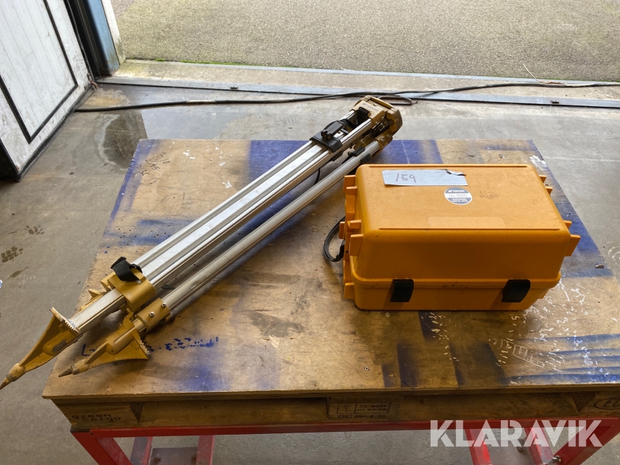 Klaravik Auktioner | Avvägningsinstrument digitalt med Planstativ ...