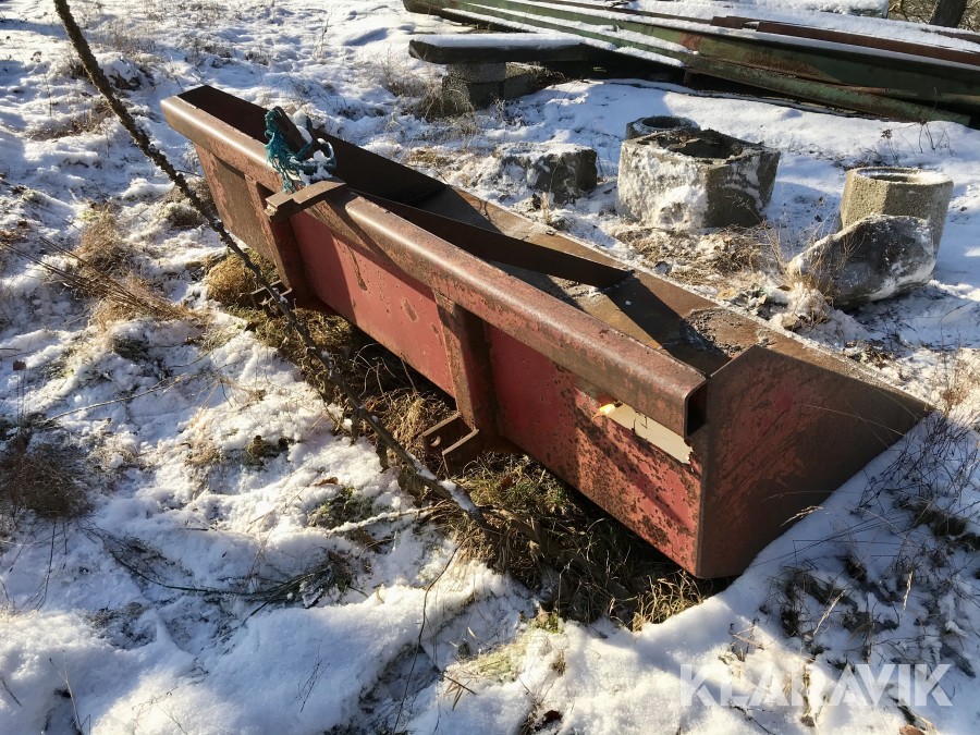 Klaravik Auktioner | Skopa Trepunkt