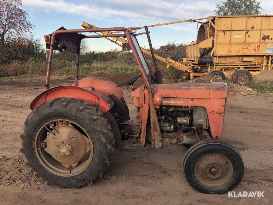 Traktor Massey Ferguson 25