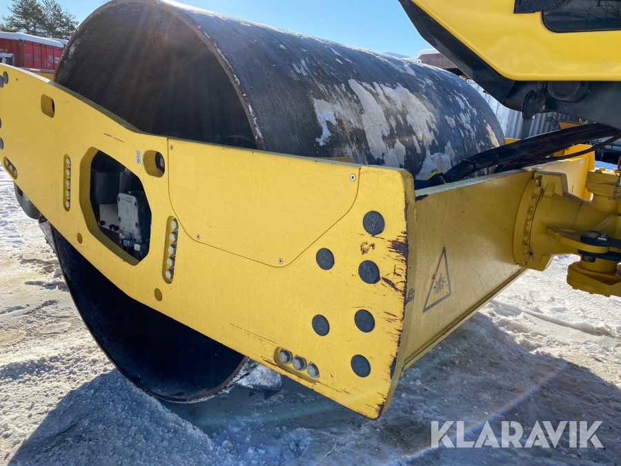 Vält Bomag BW 211 D-5