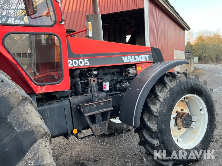 Traktor Valmet 2005-4, Norrtälje, Klaravik auktioner