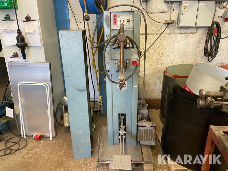 Punktsvets ARO N302, Västervik, Klaravik auktioner