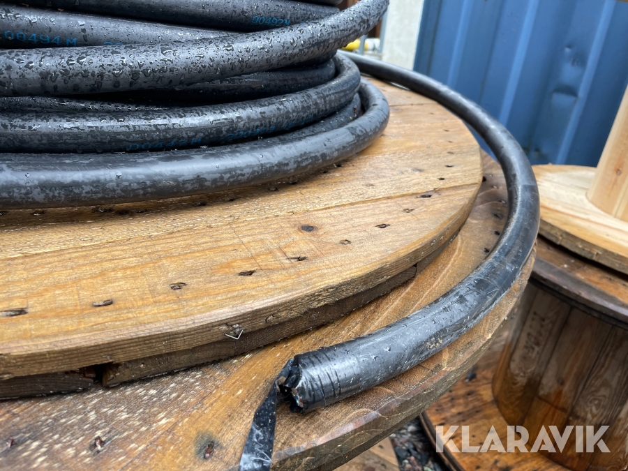 Jordkabel på kabeltrumma AXQJ 4x95/29, Göteborg, Klaravik au