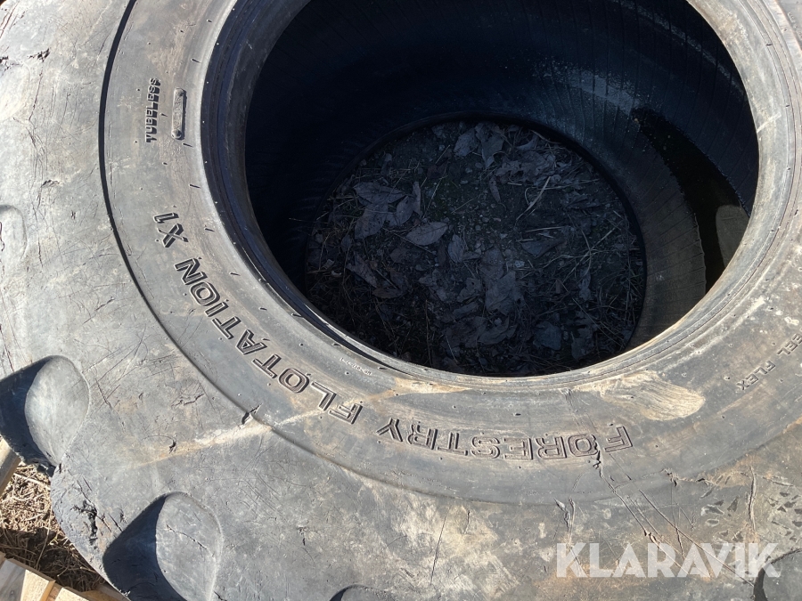 Skogsdäck United 780/50-28.5, Söderhamn, Klaravik auktioner