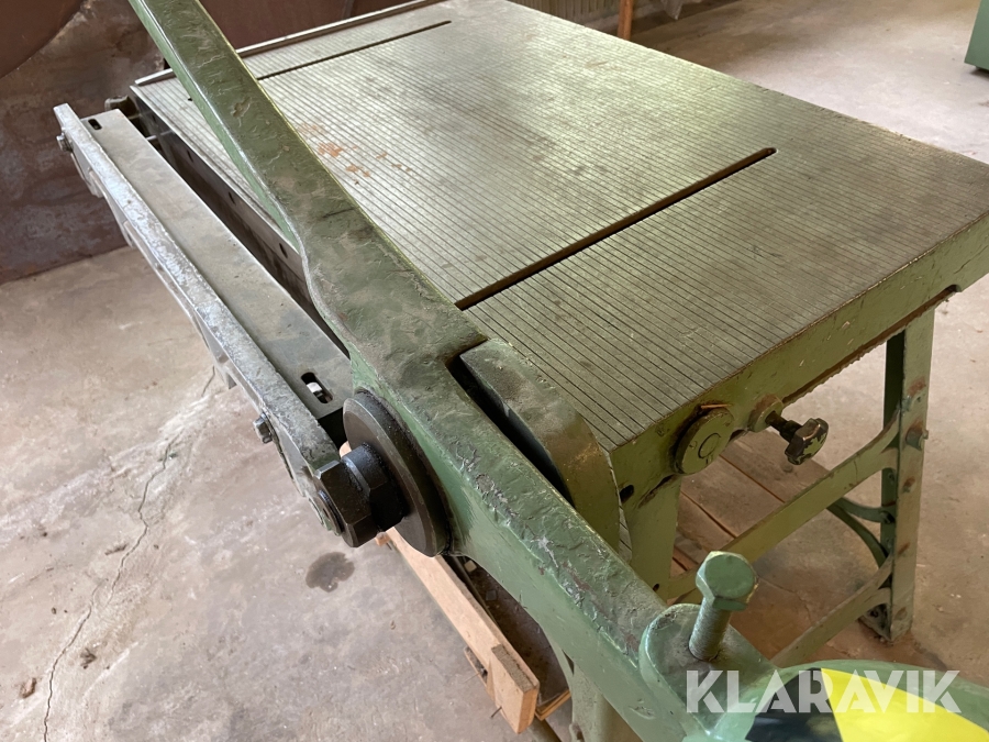 Slagsax Luna, Munkedal, Klaravik auktioner