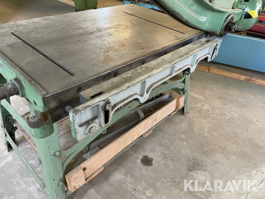 Slagsax Luna, Munkedal, Klaravik auktioner