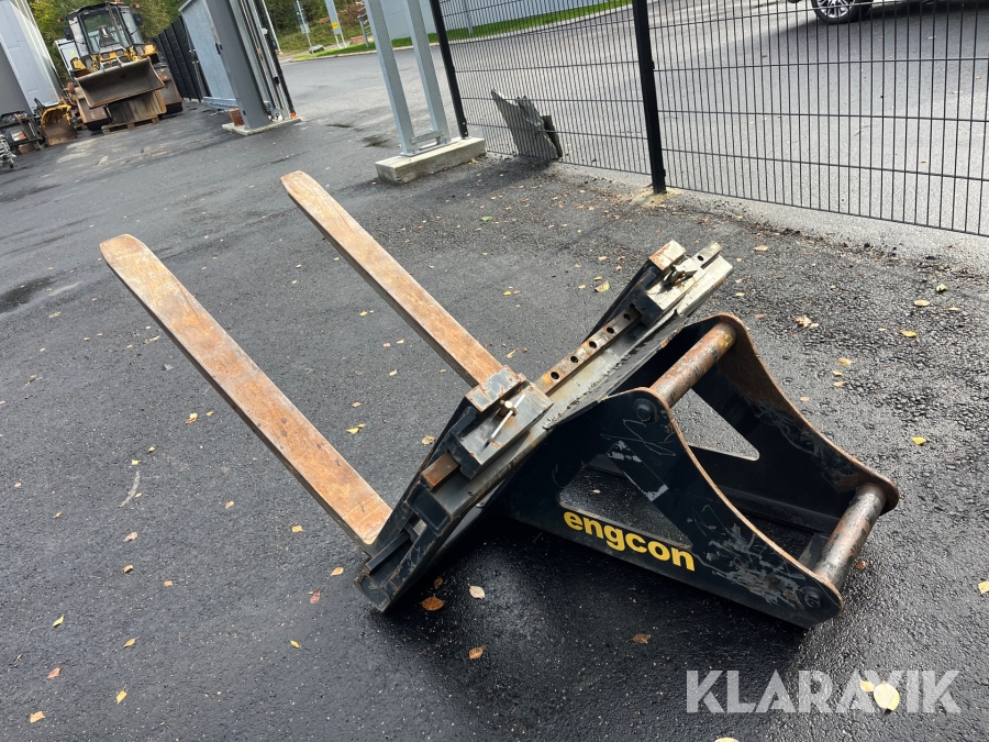 Pallgafflar Engcon, Salem, Klaravik auktioner