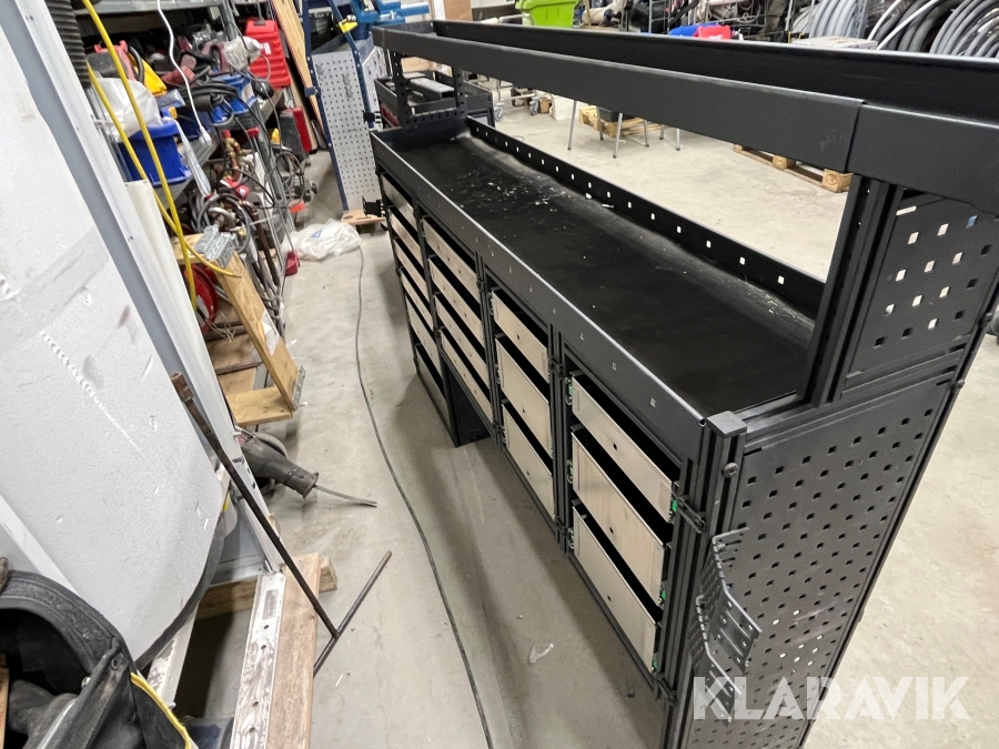 Verkstadsinredning Modulsystem, Täby, Klaravik auktioner