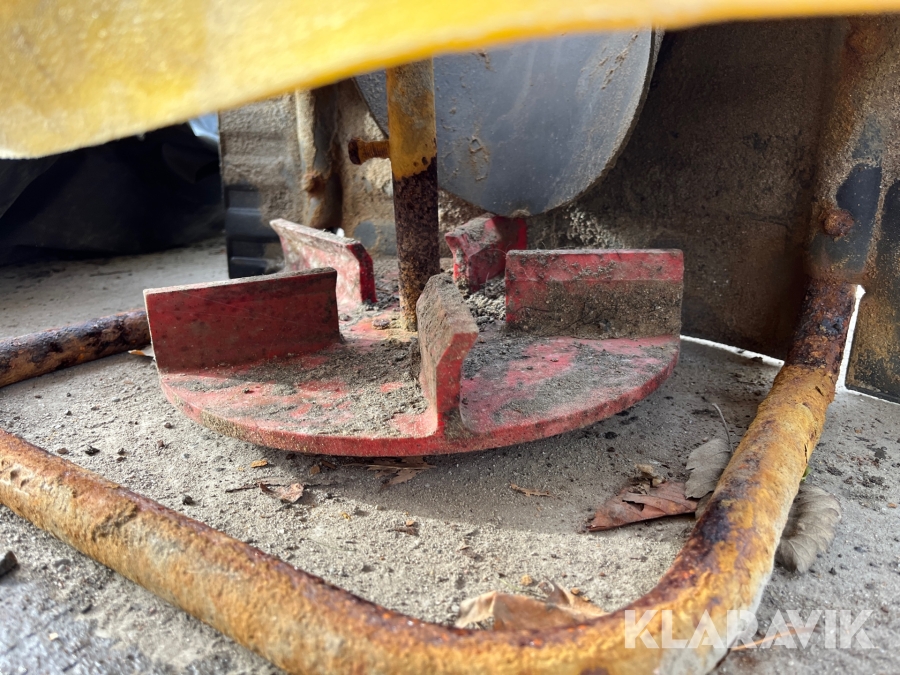 Sandspridare Snowex V-Max 7550, Upplands-Bro, Klaravik aukti