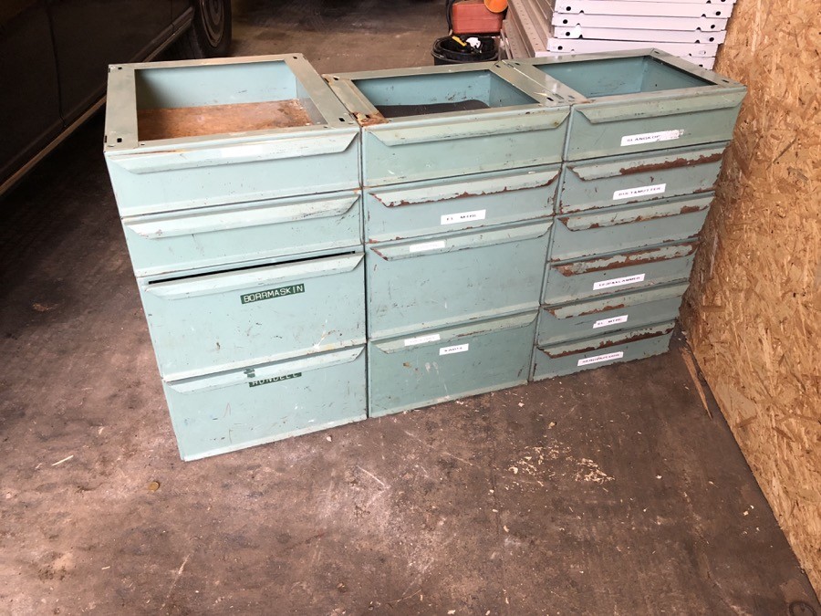 Klaravik Auktioner | Verkstadsinredning, fordon