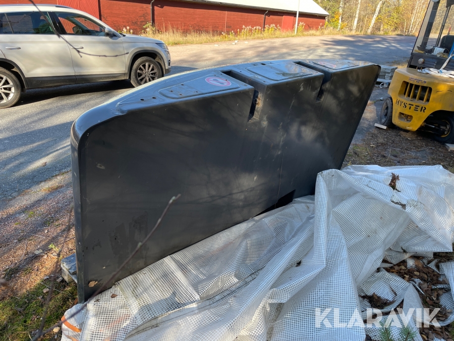 Klaravik Auktioner | Motvikt Volvo