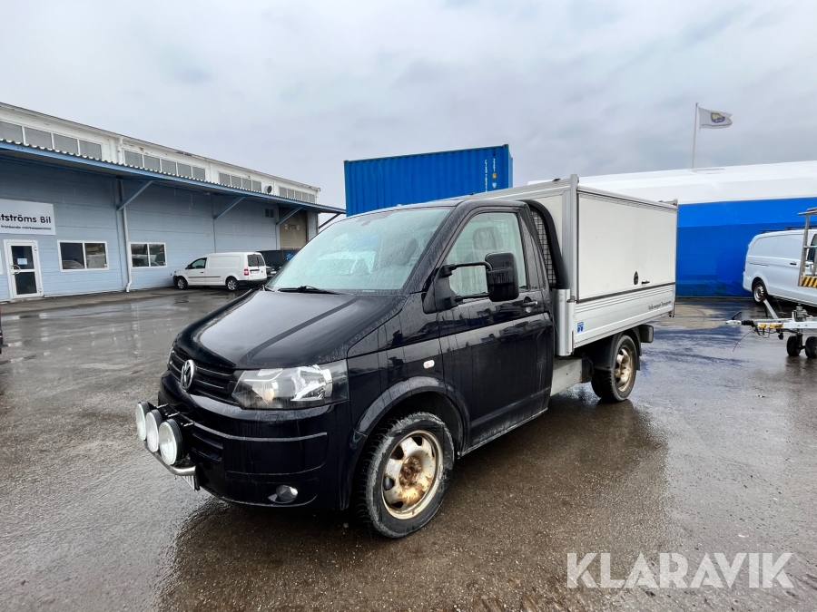 Flakbil Volkswagen Transporter, Norrtälje, Klaravik auktione