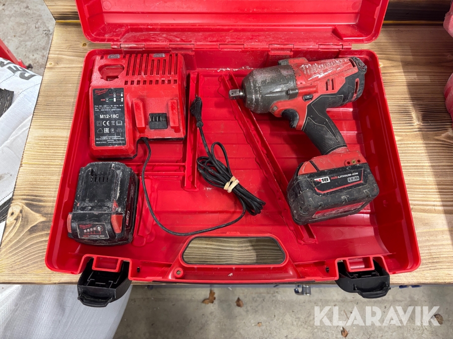 Mutterdragare Milwaukee, Kristianstad, Klaravik auktioner