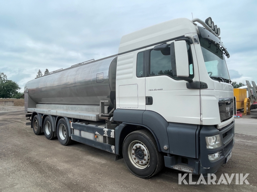 Tankbil MAN TGS 35.480 8X4-4 BL, Uppsala, Klaravik auktioner