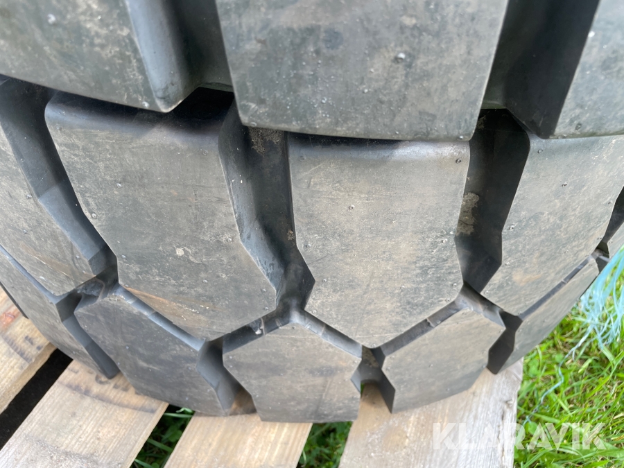 Truckdäck Maxxis Tuff-Guard, Nybro, Klaravik auktioner