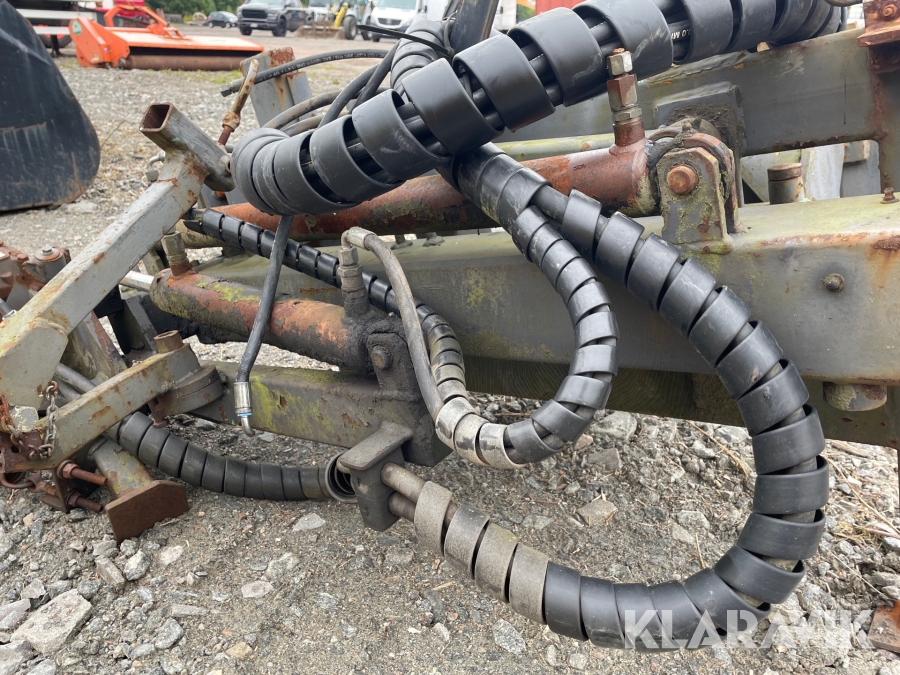 Ogräsborste till traktor, Mölndal, Klaravik auktioner