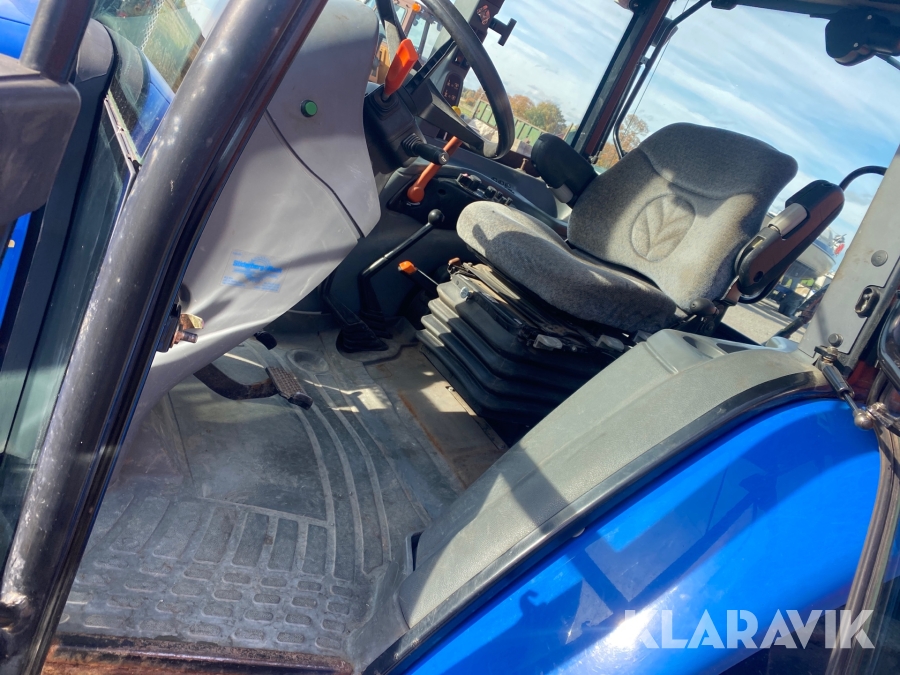 Traktor New Holland TL 90A 4WD, Enköping, Klaravik auktioner